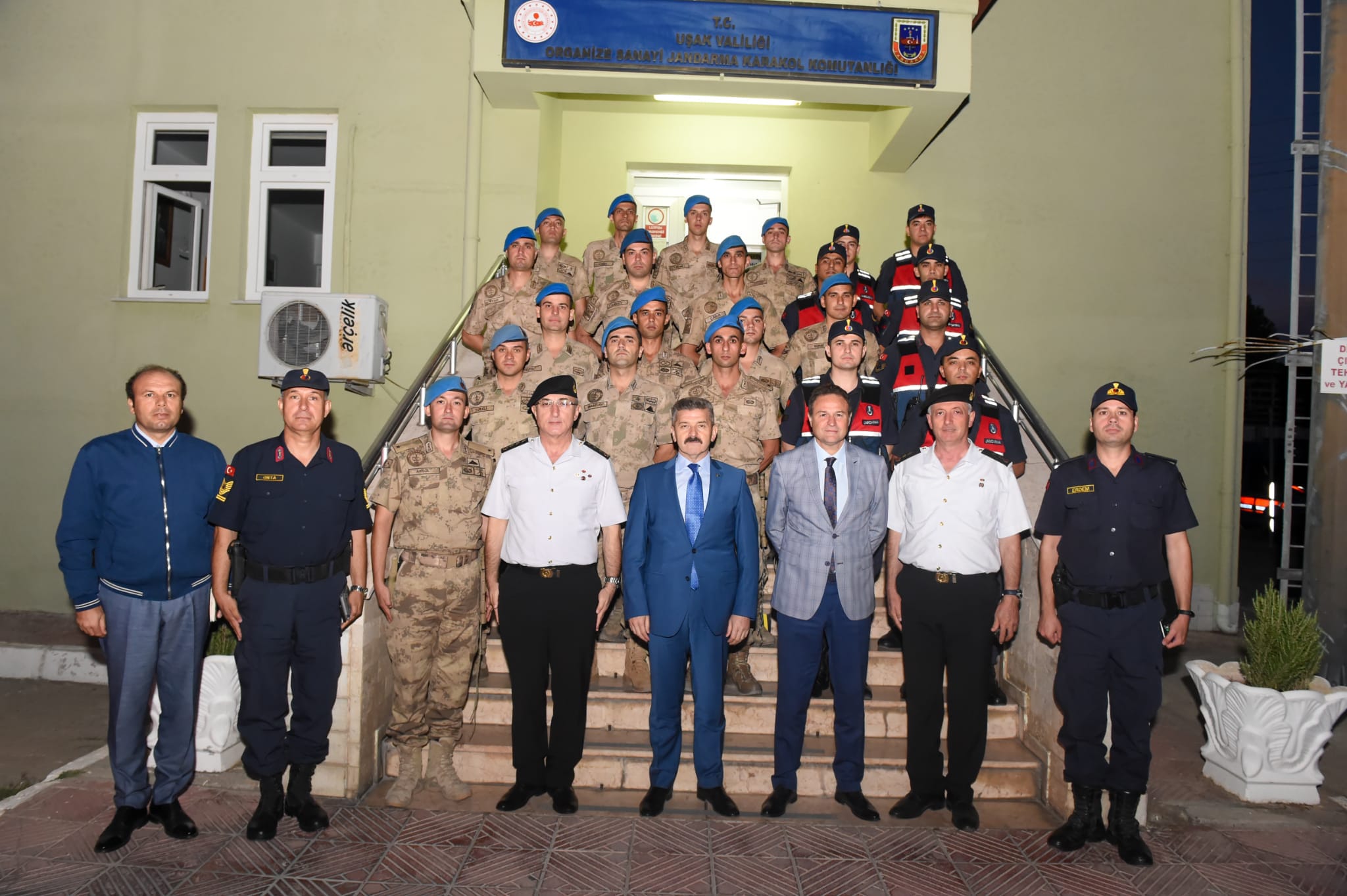 Uşak Valisi Sn. Dr. Turan ERGÜN' ün 21.09.2022 tarihinde Organize ... Uşak Valisi Sn. Dr. Turan ERGÜN' ün 21.09.2022 tarihinde Organize ...