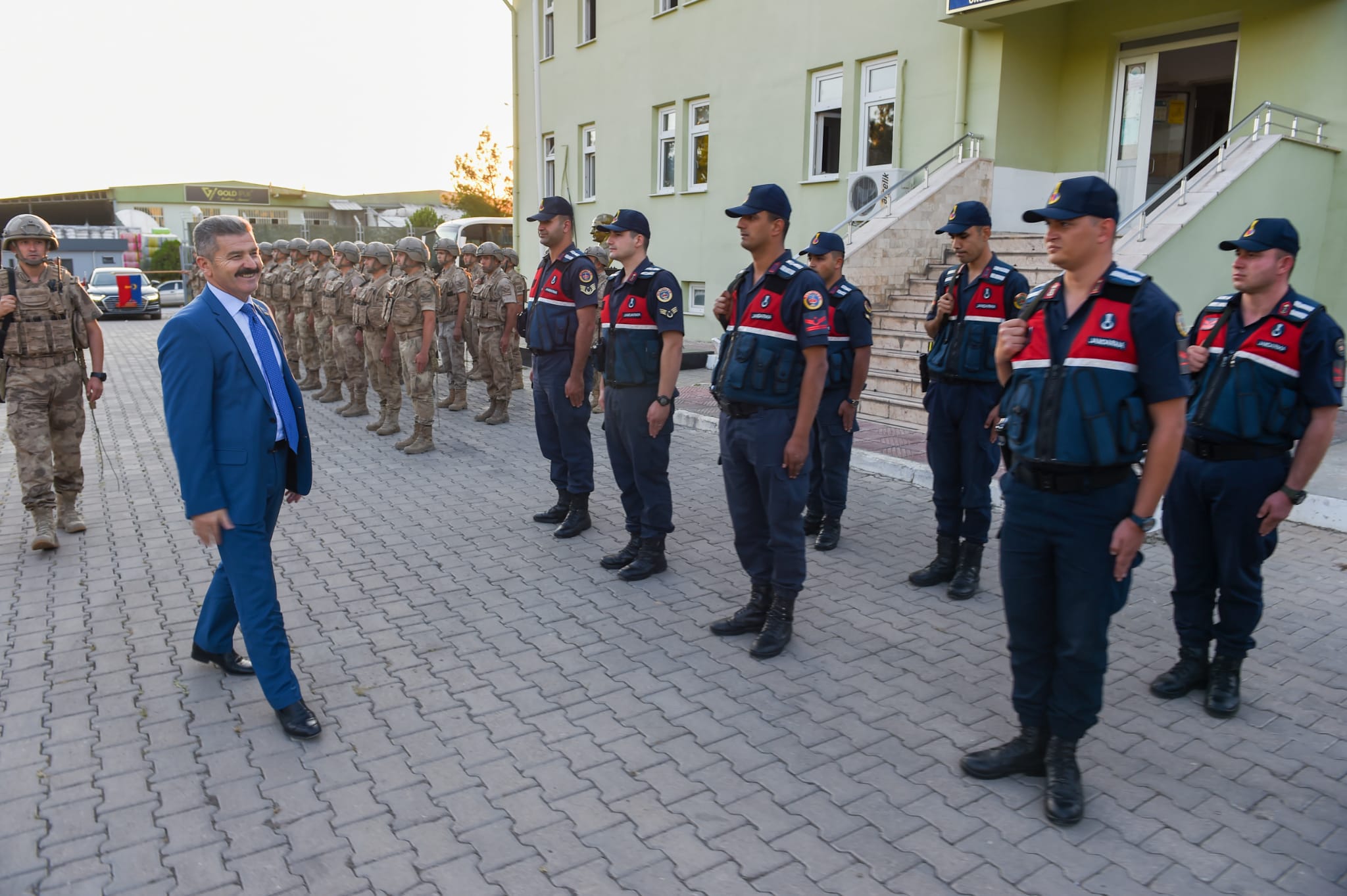 Uşak Valisi Sn. Dr. Turan ERGÜN' ün 21.09.2022 tarihinde Organize ... Uşak Valisi Sn. Dr. Turan ERGÜN' ün 21.09.2022 tarihinde Organize ...